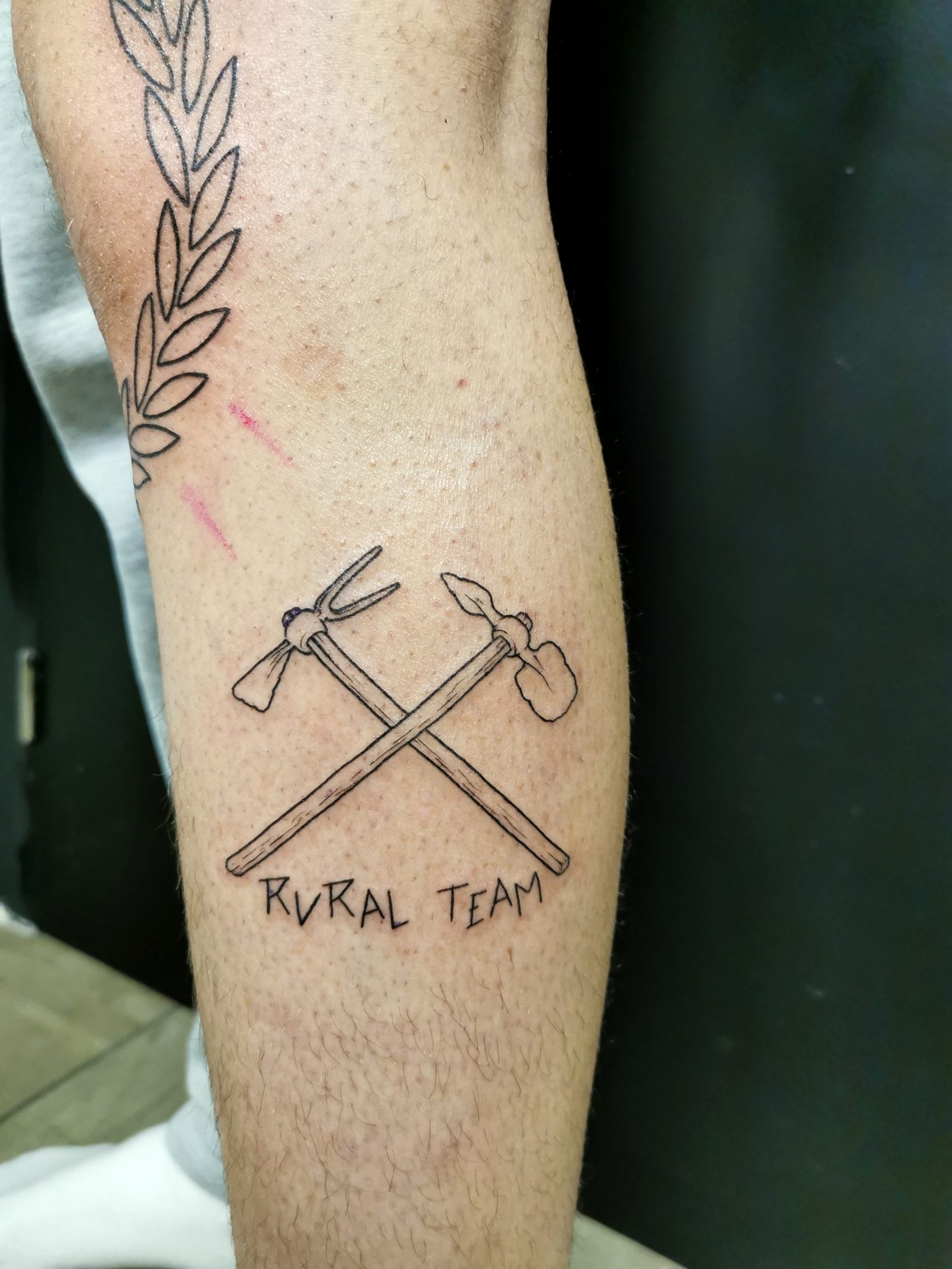 Tatuatge lineal - ZUK Tattoo Piercing